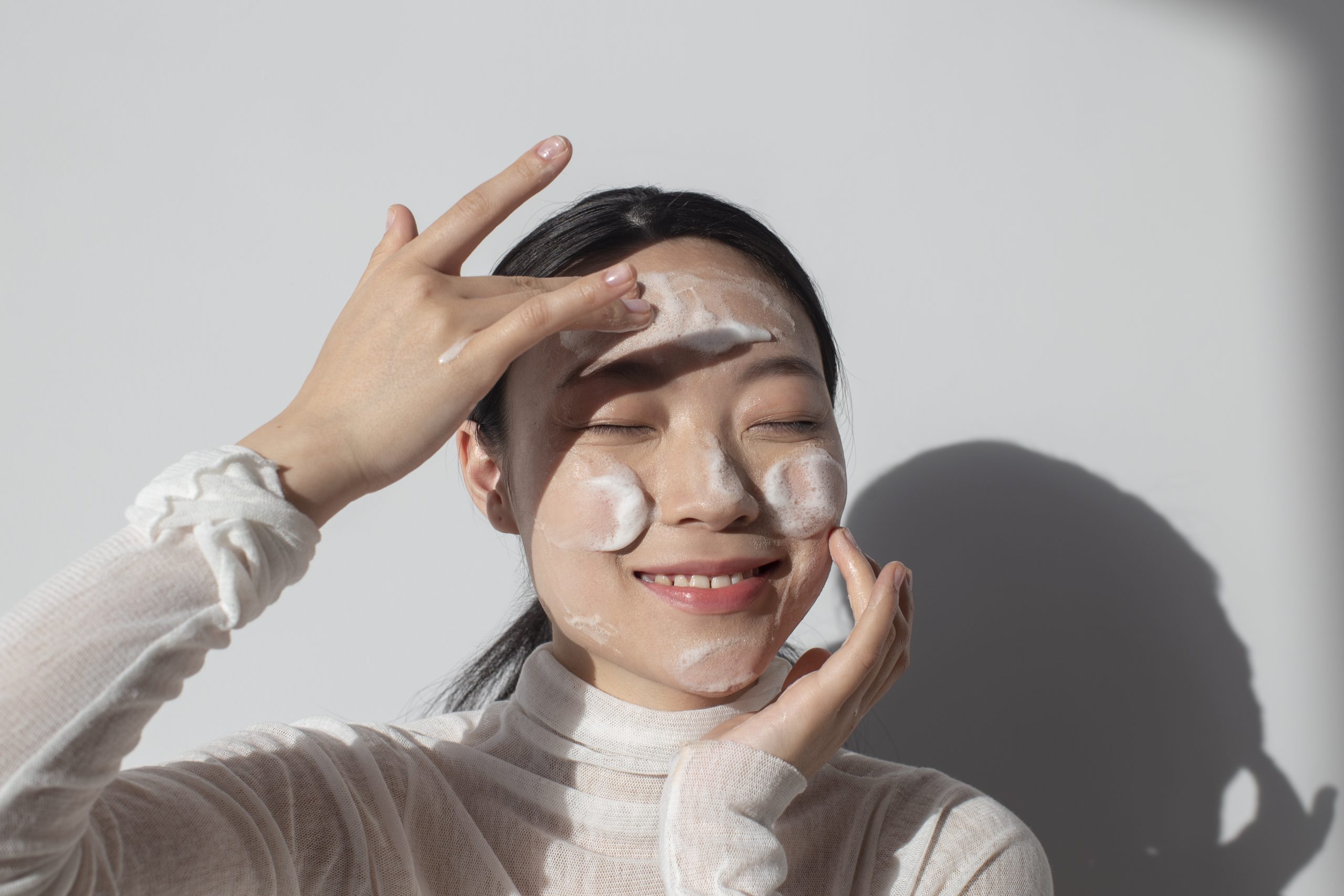 Hybrid Beauty, Saat Makeup dan Skincare Menyatu Jadi Satu Produk - RSa ...